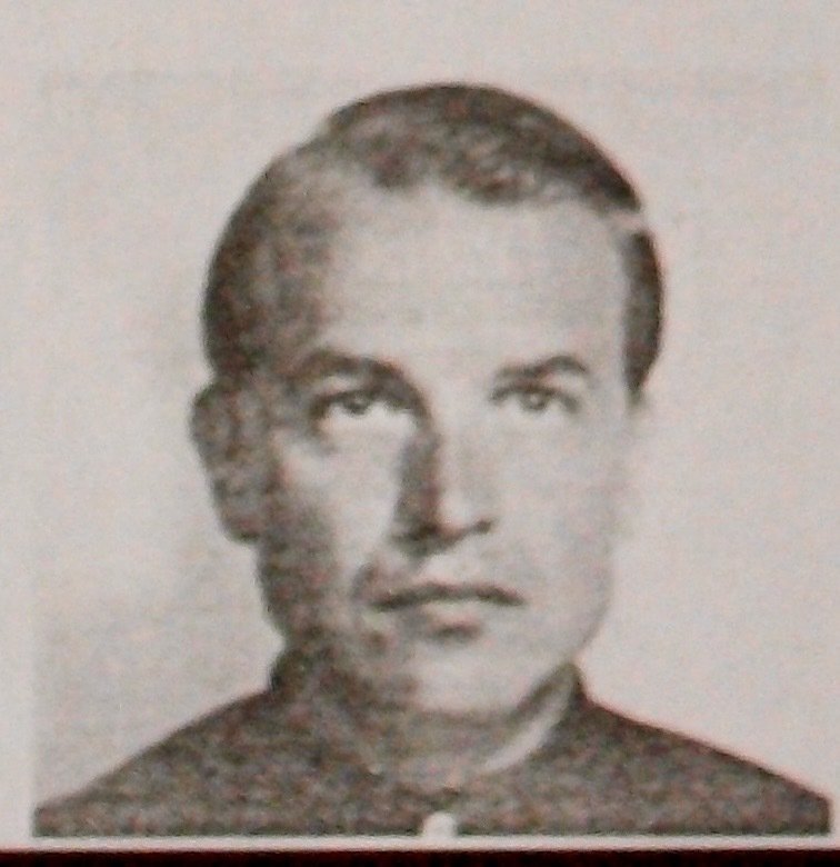 Roger Lecal - Creators - Meubles et Lumières